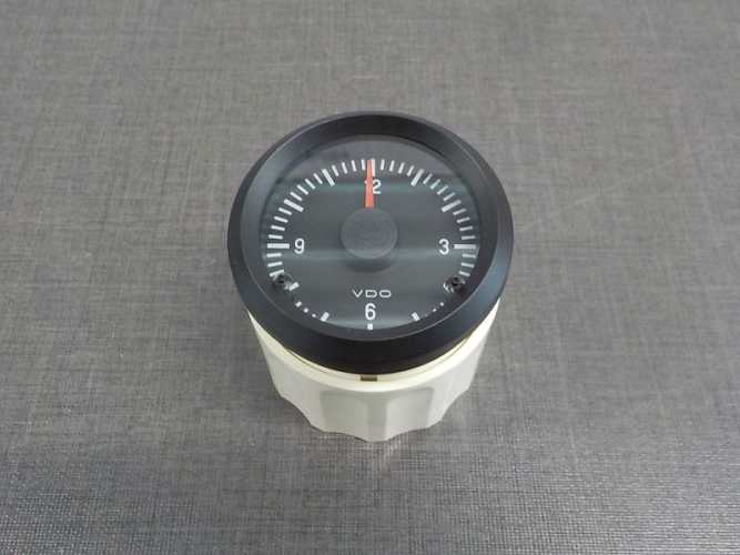 Ahnendorp B.A.S. - Clock Gauge VDO 52mm Cockpit Version