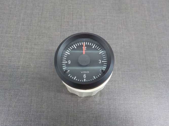 Ahnendorp B.A.S. - Clock Gauge VDO 52mm Cockpit Version